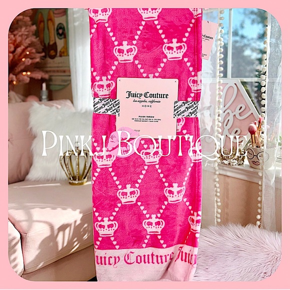 Juicy Couture | Bedding | Juicy Couture Adorable Crowns Signature Logo Pink Plush Throw Blanket ...
